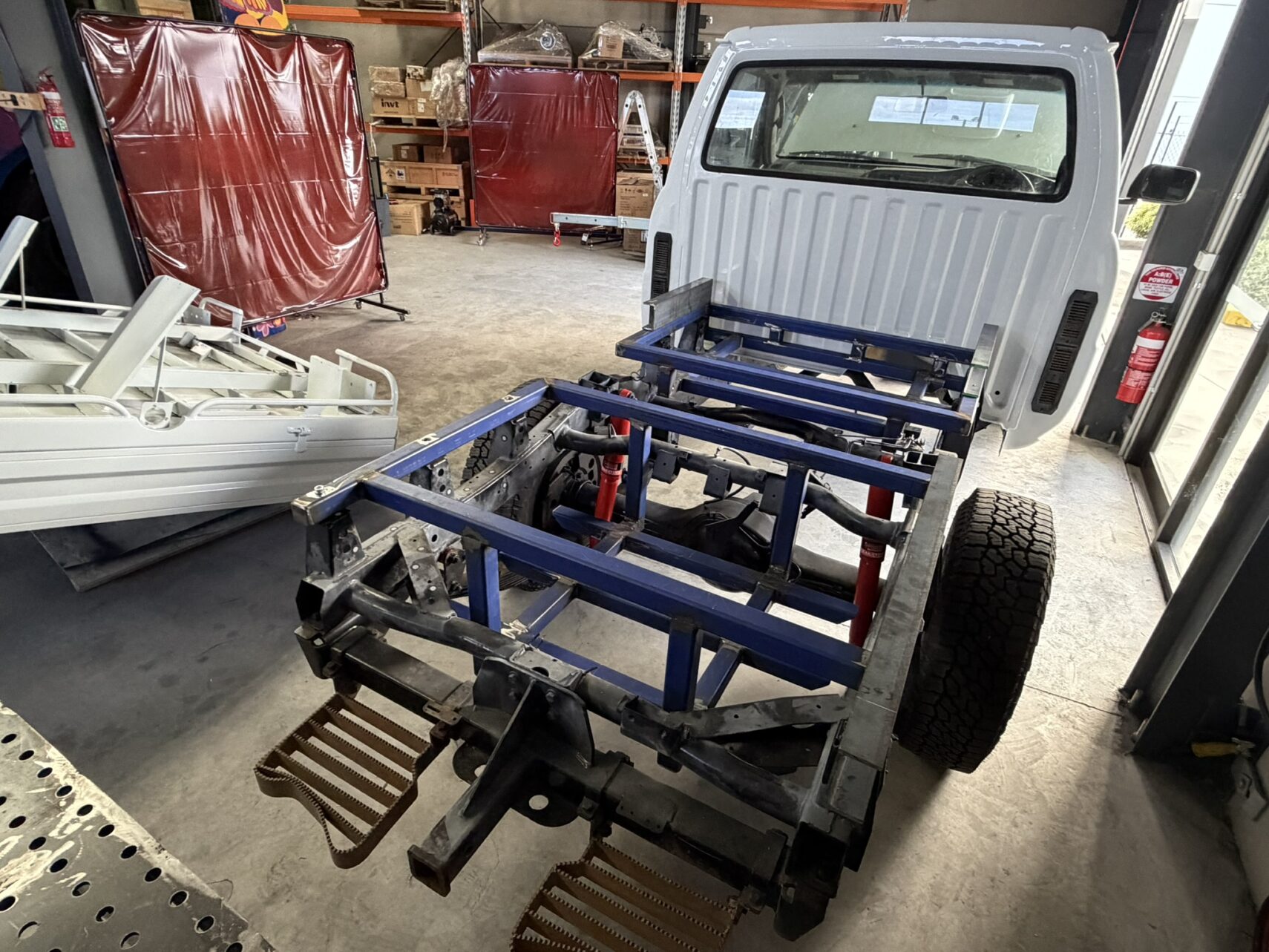 Custom Battery Box | Nissan Patrol - Australian Electric Vehicle ...